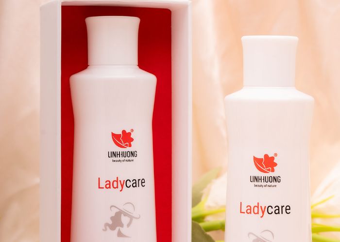 Review dung dịch vệ sinh Lady Care có tốt không?